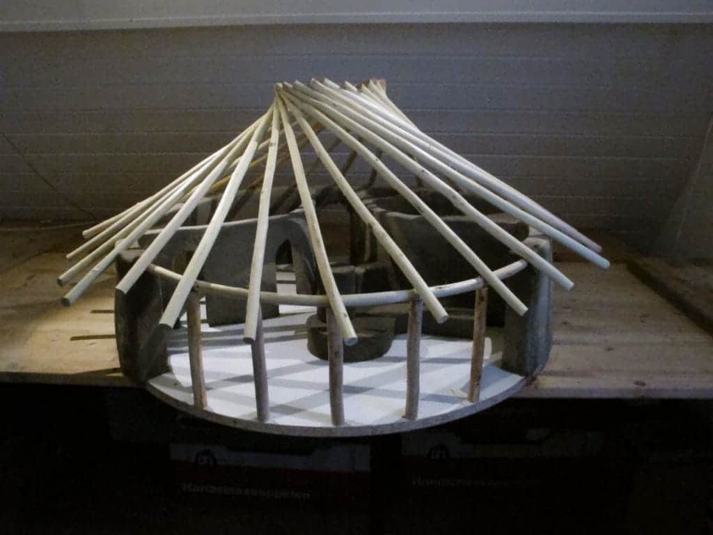 Hand-sculpting your own house